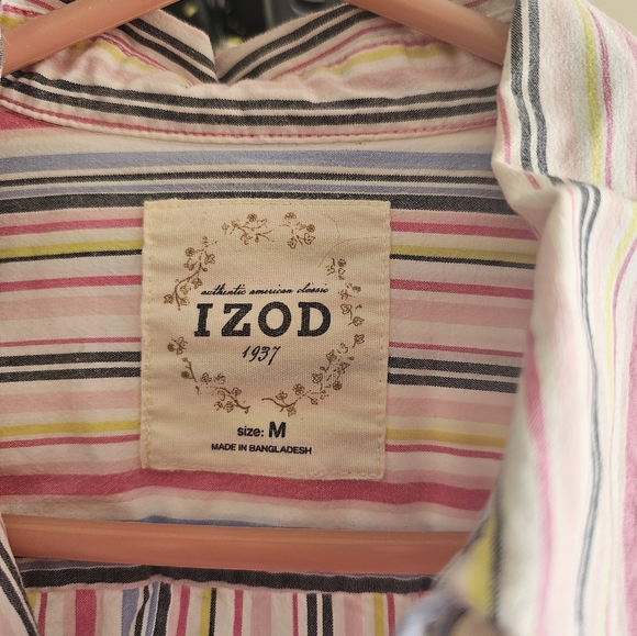 Izod | Tops | Izod M Blouse | Poshmark